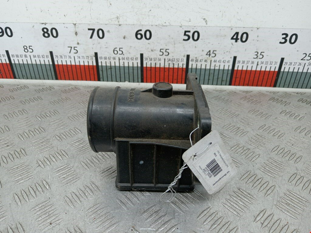 Расходомер воздуха (ДМРВ) Mitsubishi Carisma MD172449 арт. 2271609