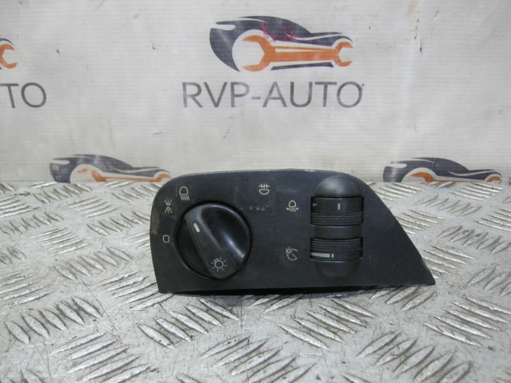 Блок управления светом Volkswagen Polo 3 1995-02
