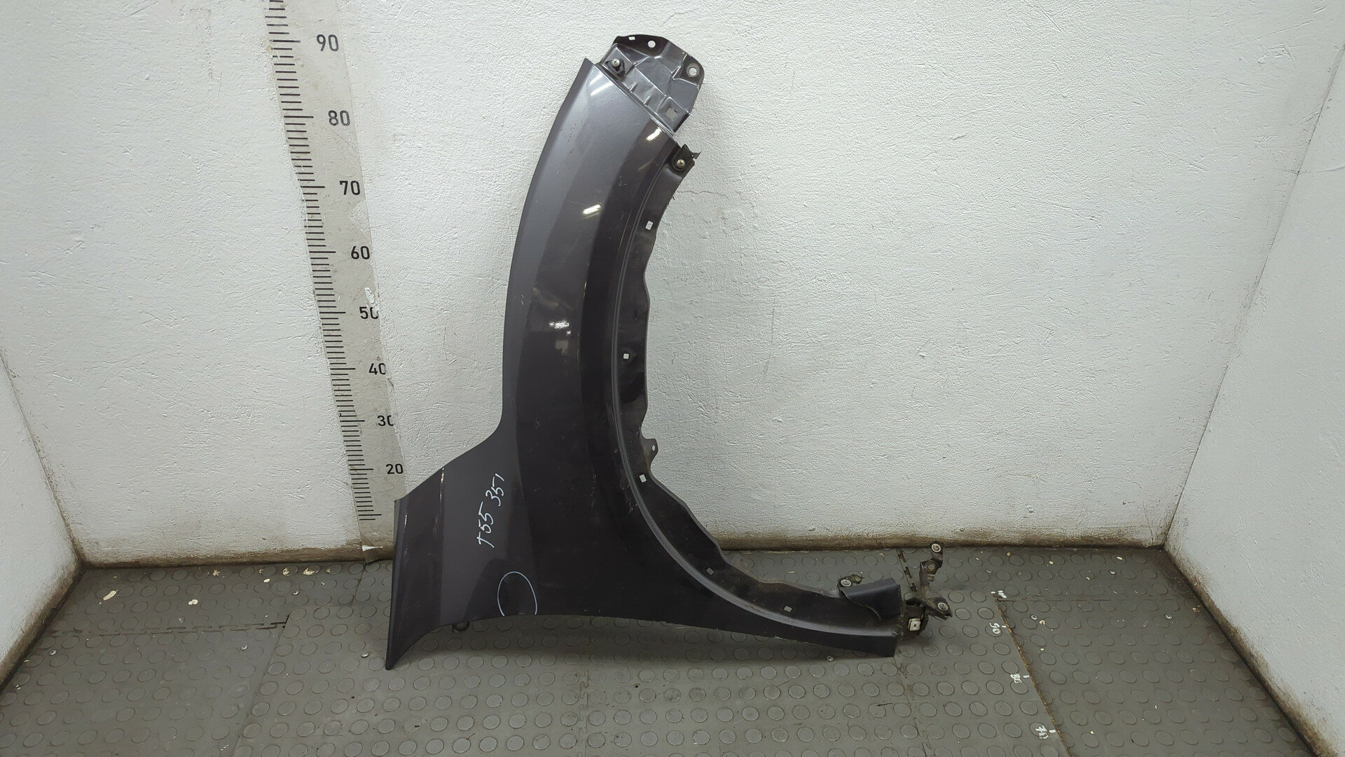 Крыло правое переднее Honda HRV Б/У