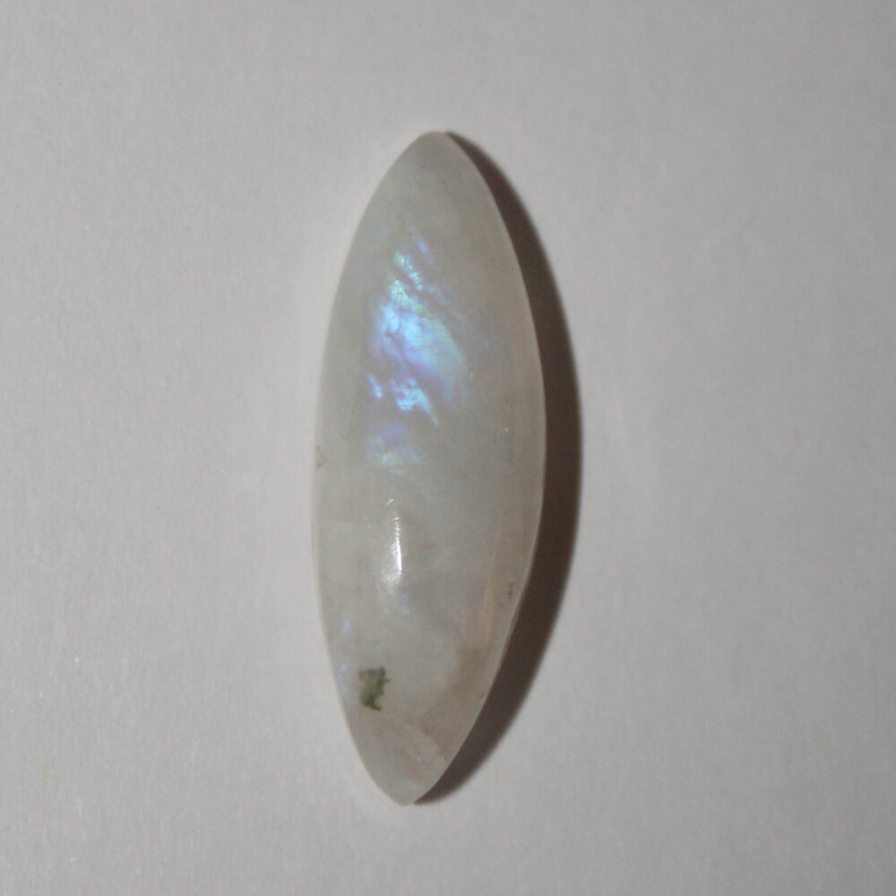 Коллекционный кабошон лунный камень, 24х8х5 мм, Шри-Ланка, «True Stones»