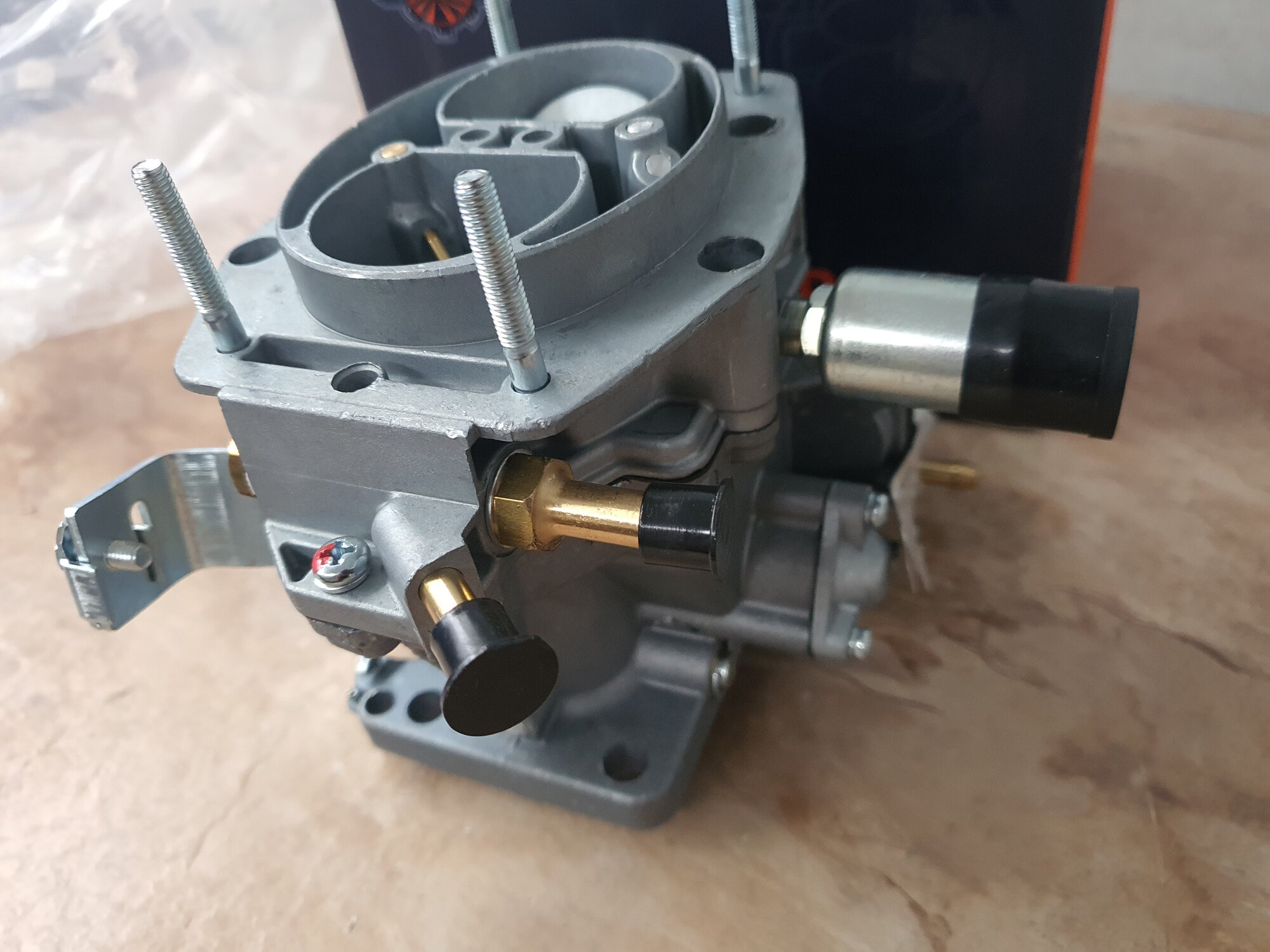 Карбюратор 2108 на Ваз 2108 2109 21099 и тд.