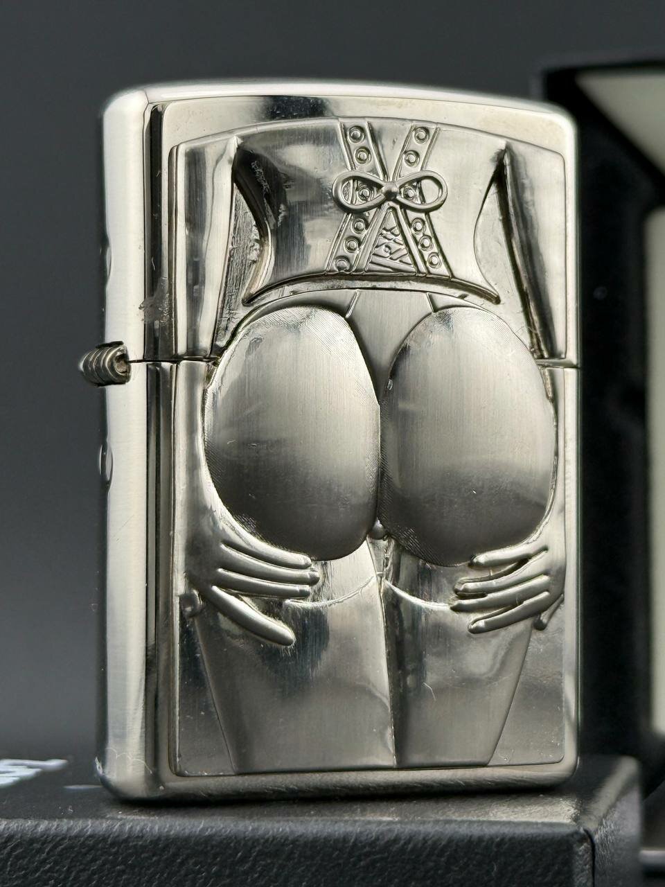 Бензиновая зажигалка Zippo