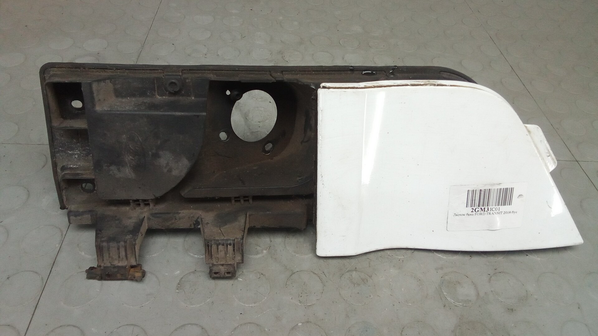 Лючок бака FORD TRANSIT 8