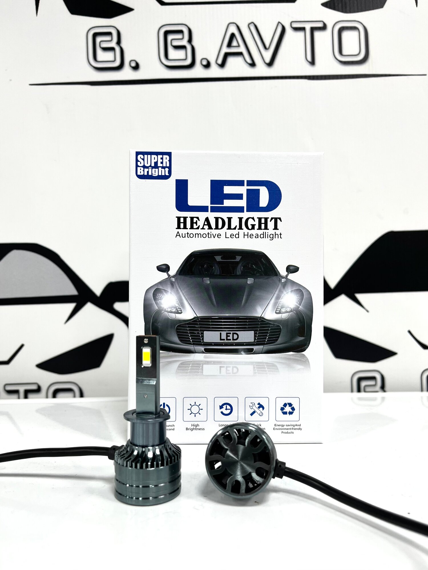 Светодиодные led лампы KA9 H1 180W 15000LM с СТГ/с канбусом(обманкой)/с активным охлаждением 12/24V