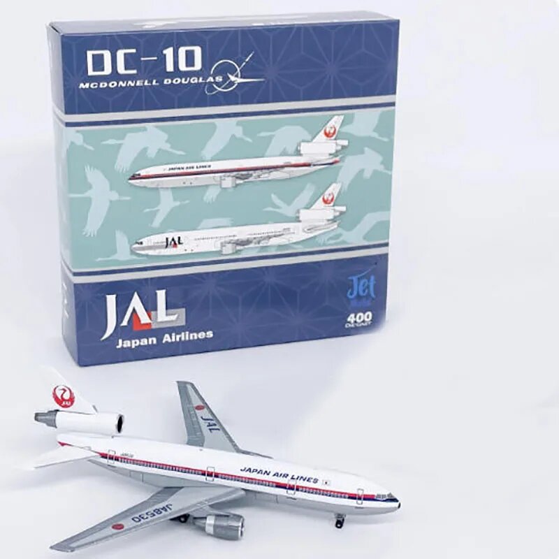 Модель самолета HYINUO McDonnell Douglas DC-10 1:400