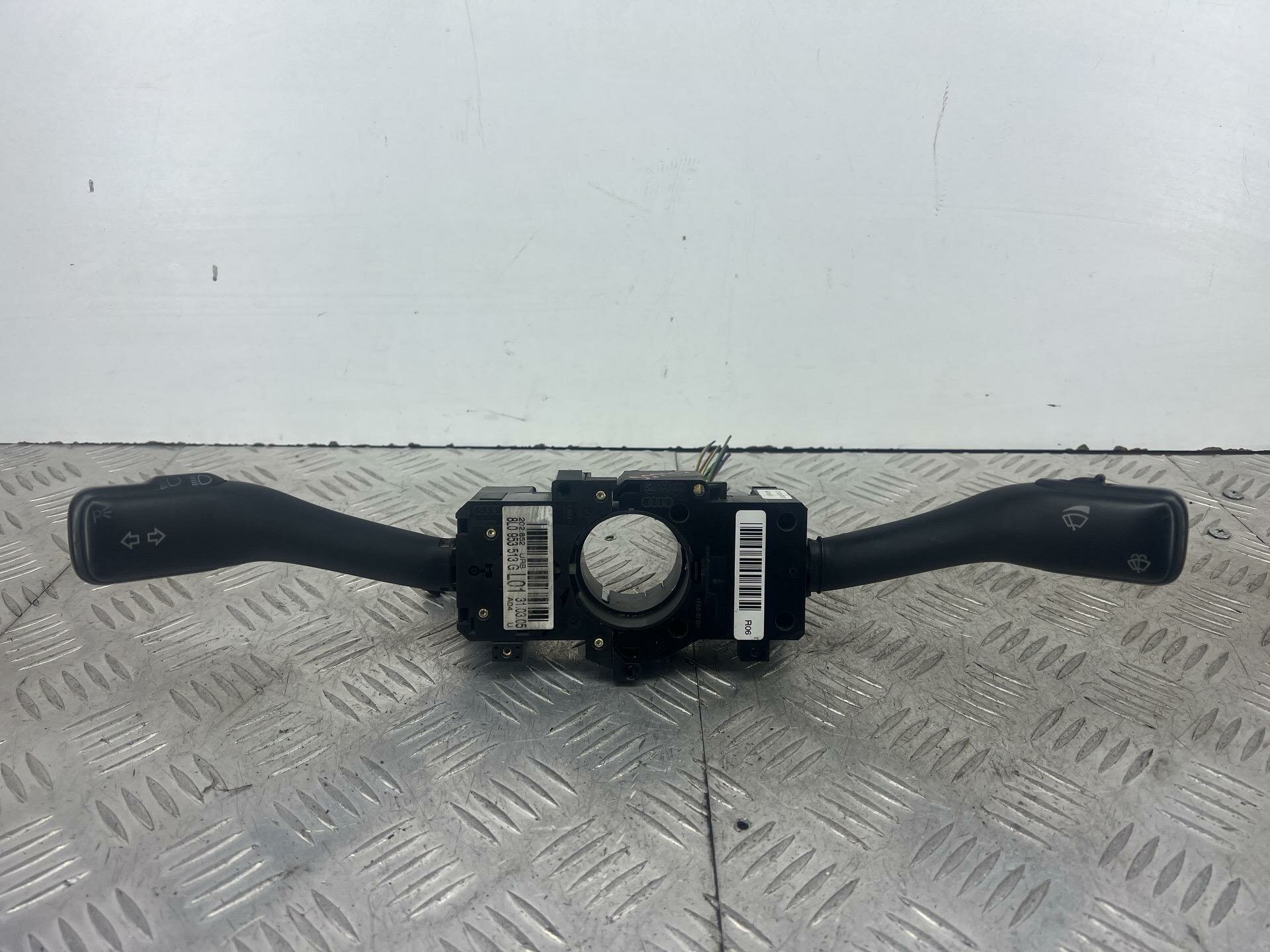 Переключатель подрулевой (стрекоза) Audi A6 C5 1999 4BO953503E