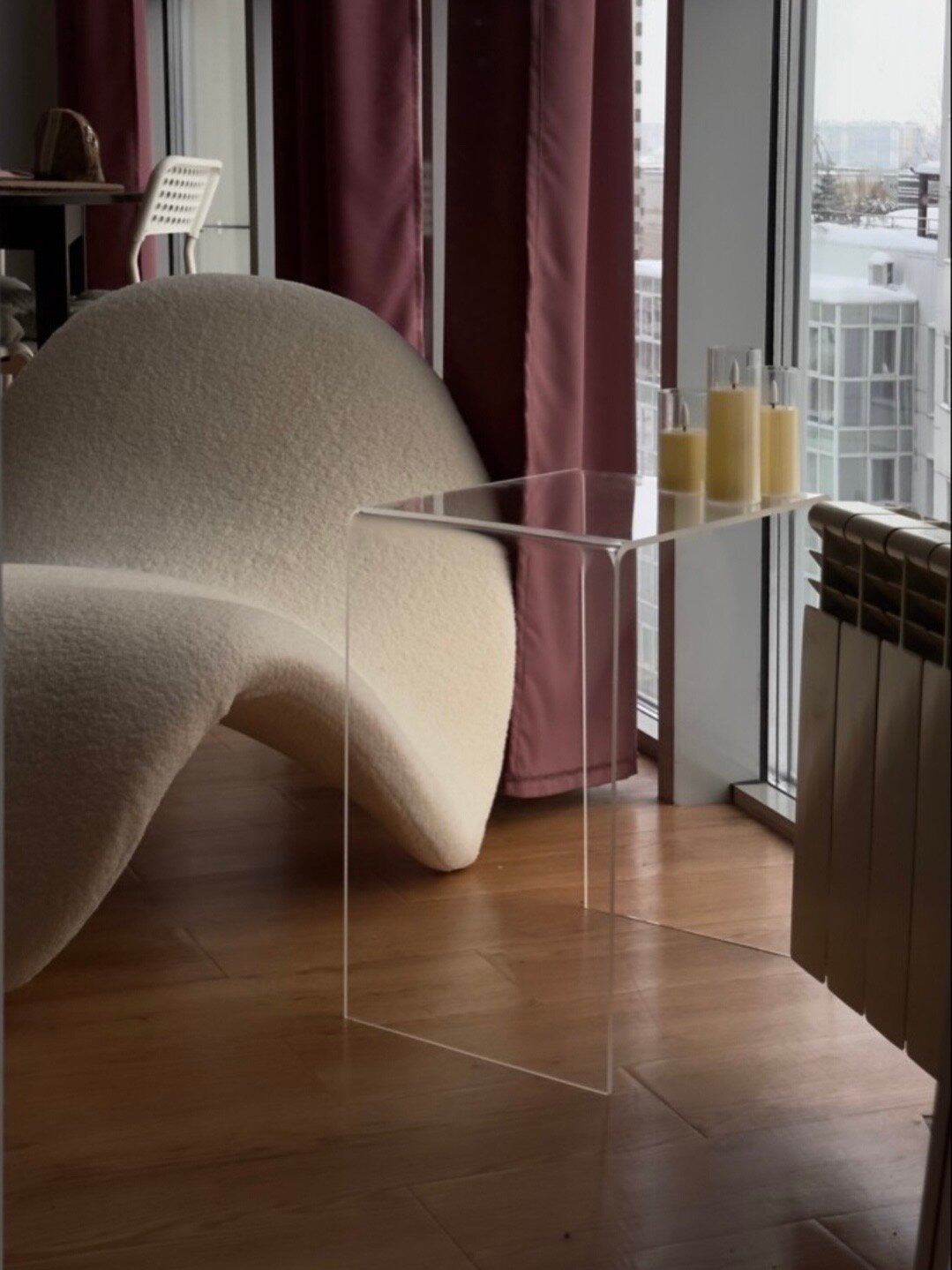 Декоративный журнальный столик из оргстекла 8мм 50*40*30