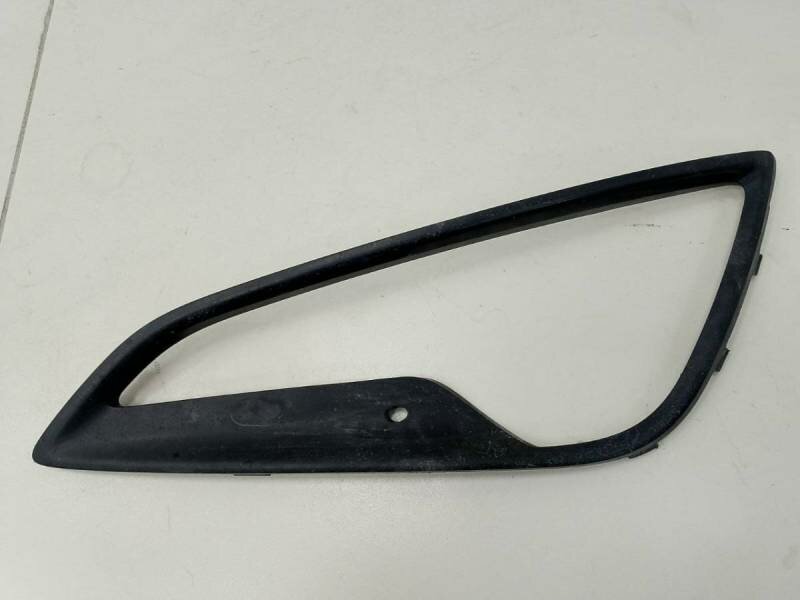 Рамка противотуманной фары левой Hyundai i40 VF 2011 кат.номер: 865273Z000