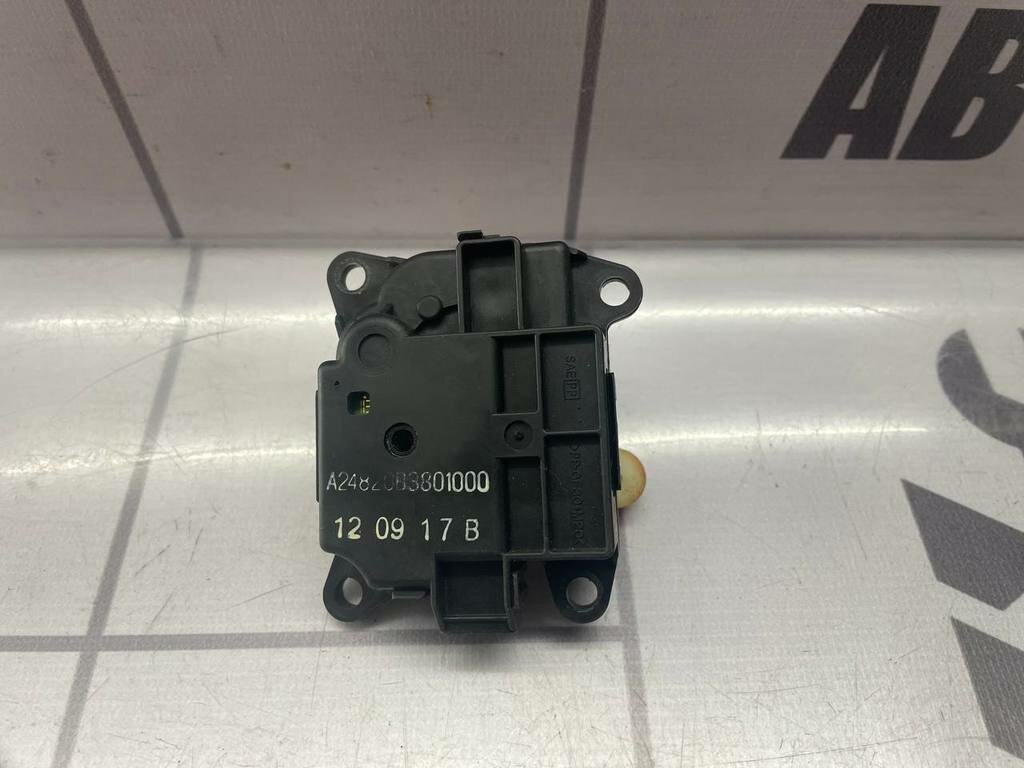 Моторчик заслонки отопителя Renault Megane 3 09-16