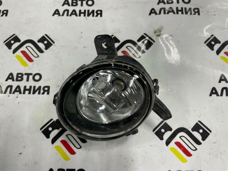 Фара противотуманная левая BMW 3-series F30/F31 2011-2019