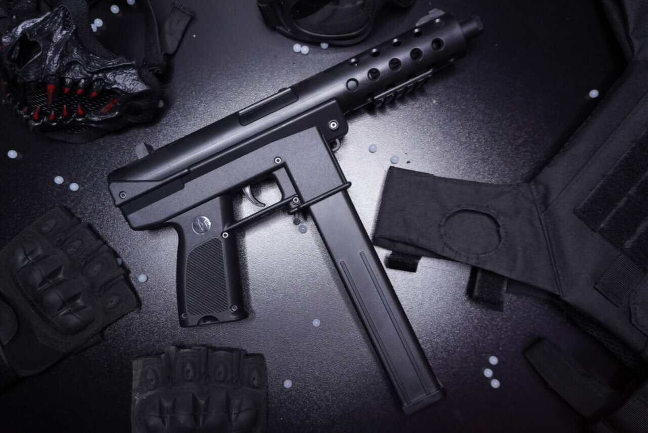 Гидробольный Орбиз Пистолет-пулемет Tec-9 - автоматический, Орибиган стреляет водяными мягкими гелевыми пулями, черный