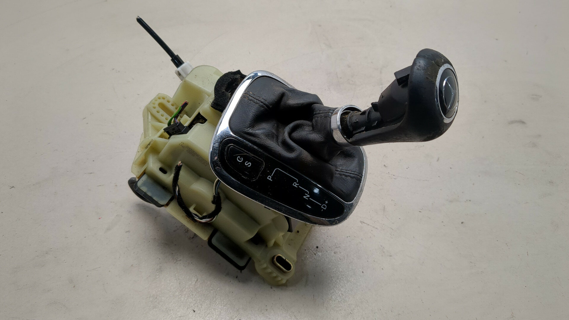 Кулиса КПП Mercedes C W203 Б/У