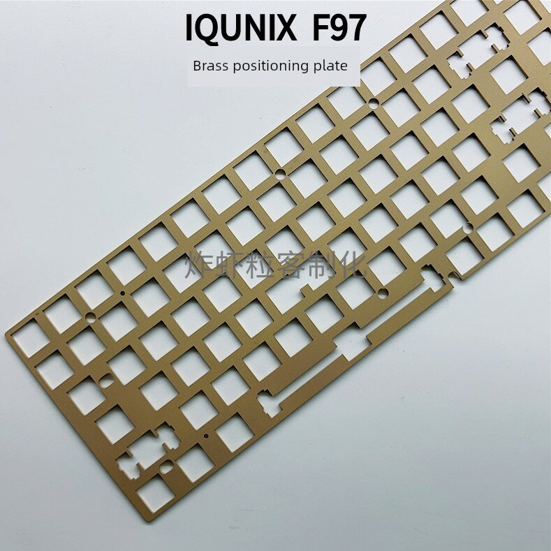 Клавиатура IQUNIX F97 с специальной звукоизоляцией: наполнитель PORON, подкладки под переключатели, нижняя прокладка,
