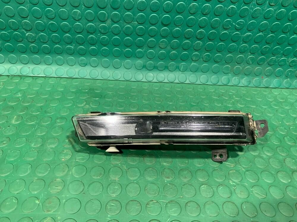 Фара противотуманная левая Land Rover Range Rover Sport II рестайлинг (2017—2022) JPLA15201AD