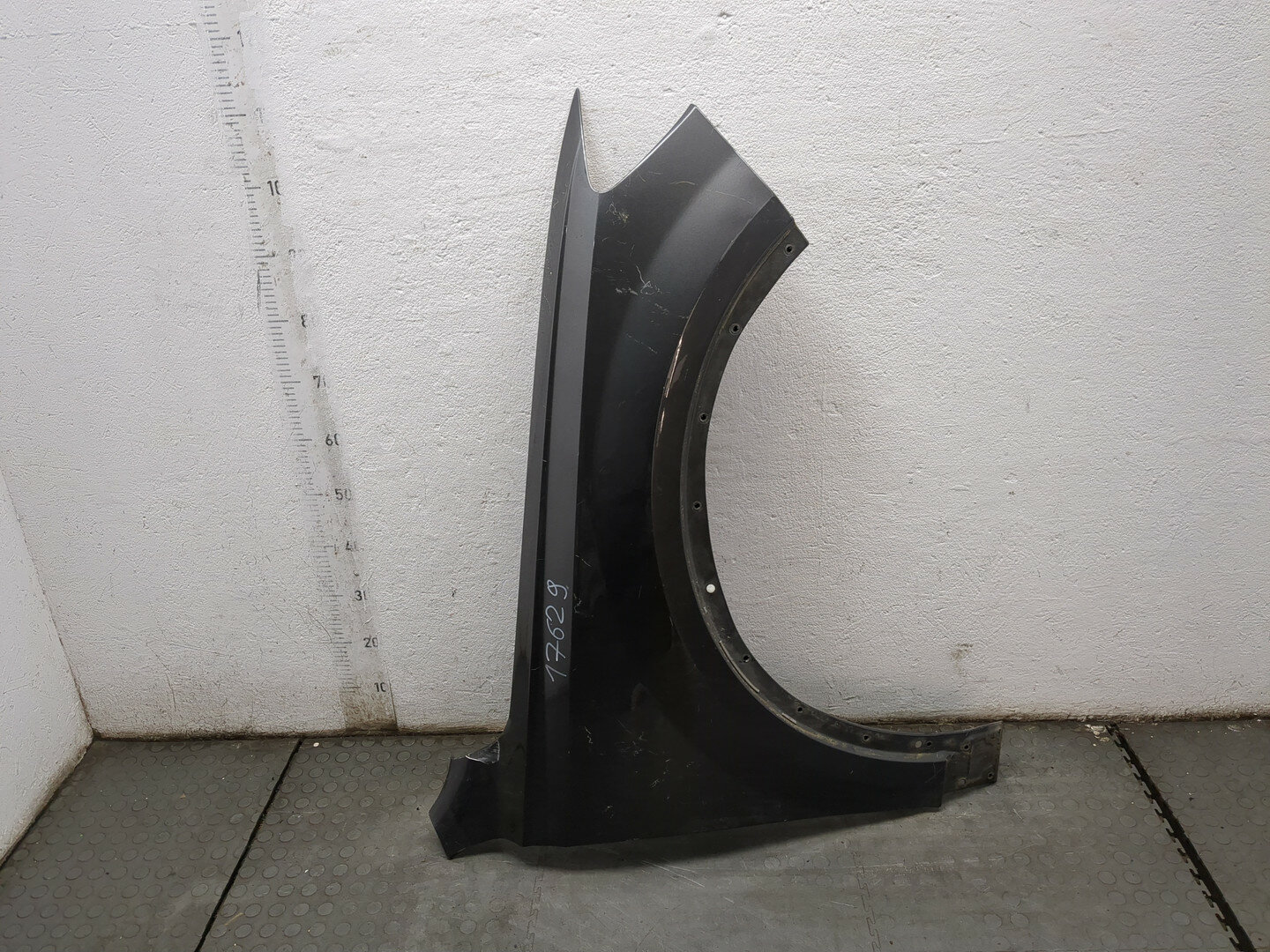 Крыло правое переднее Audi Q7 Б/У