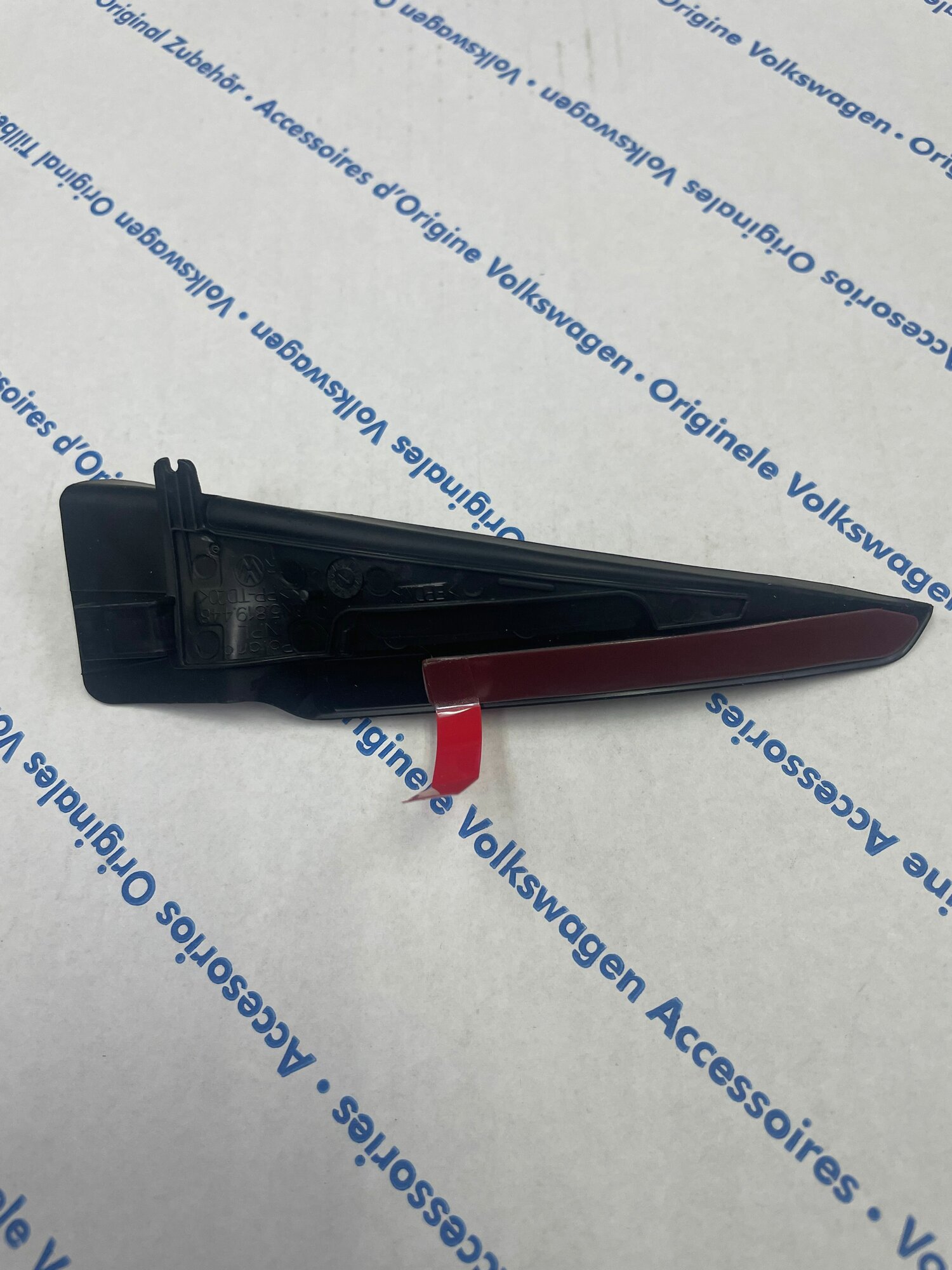 6N58194489B9 VAG Накладка на крыло для VW Polo (RUS) 2020-2022