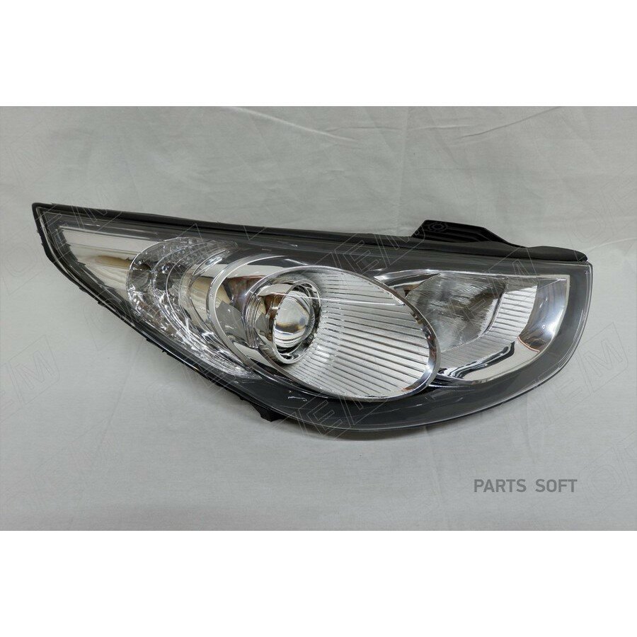Фара правая Hyundai Ix35 2010-2014, без корректор от официального дистрибьютора, OEM, артикул OEM0032FR
