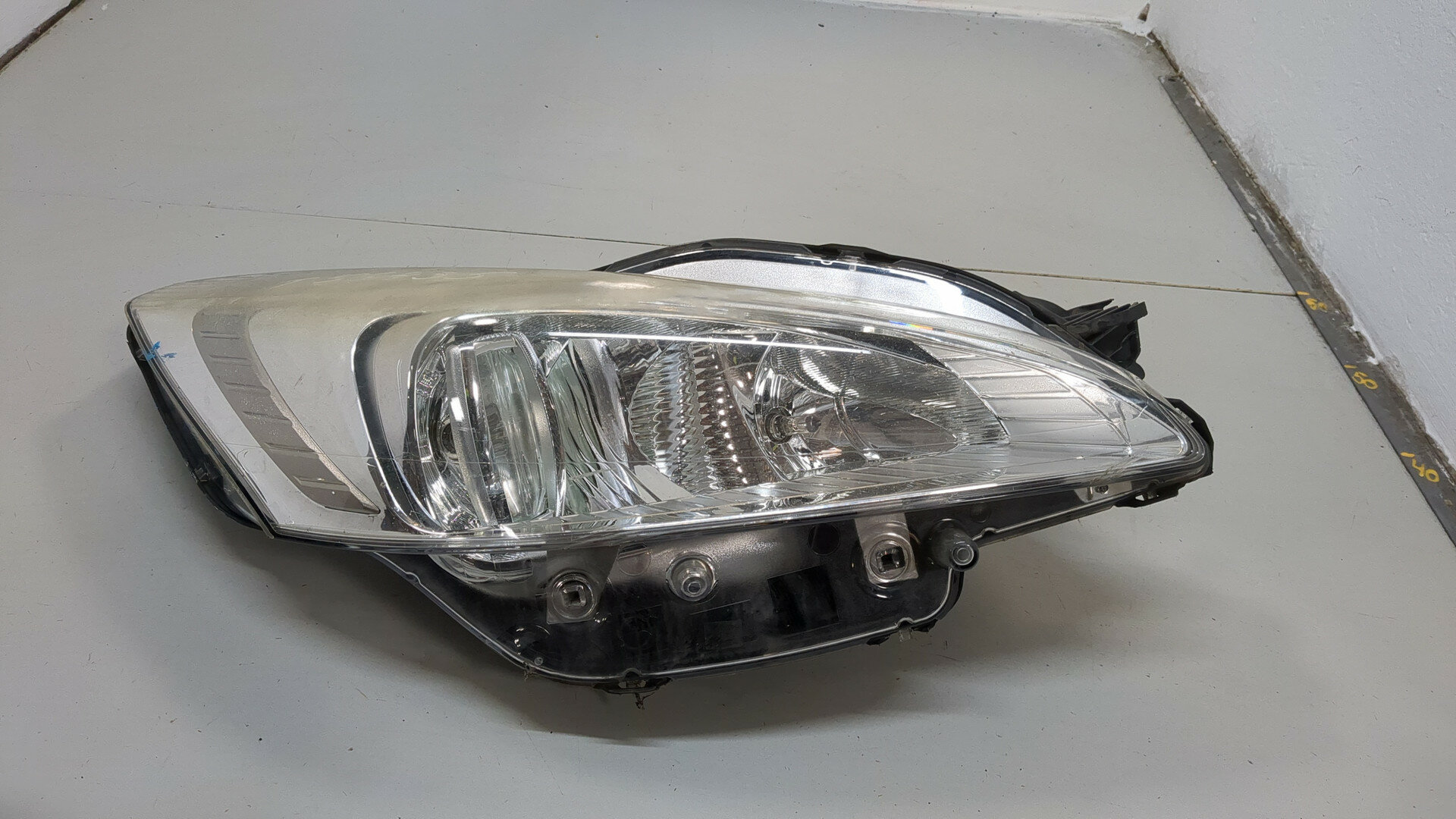 Фара (передняя) правая Peugeot 508 Б/У