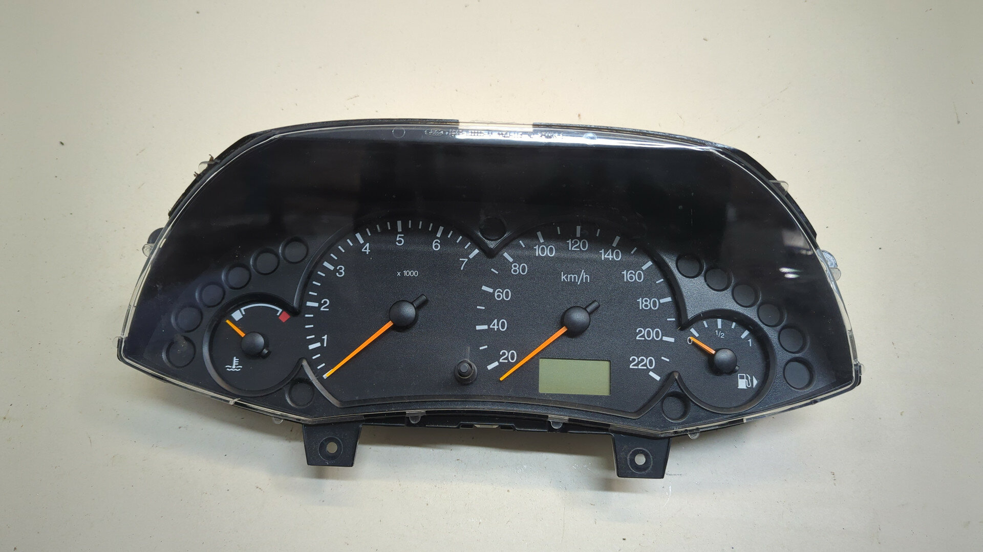 Приборная панель Ford Focus 1 Б/У