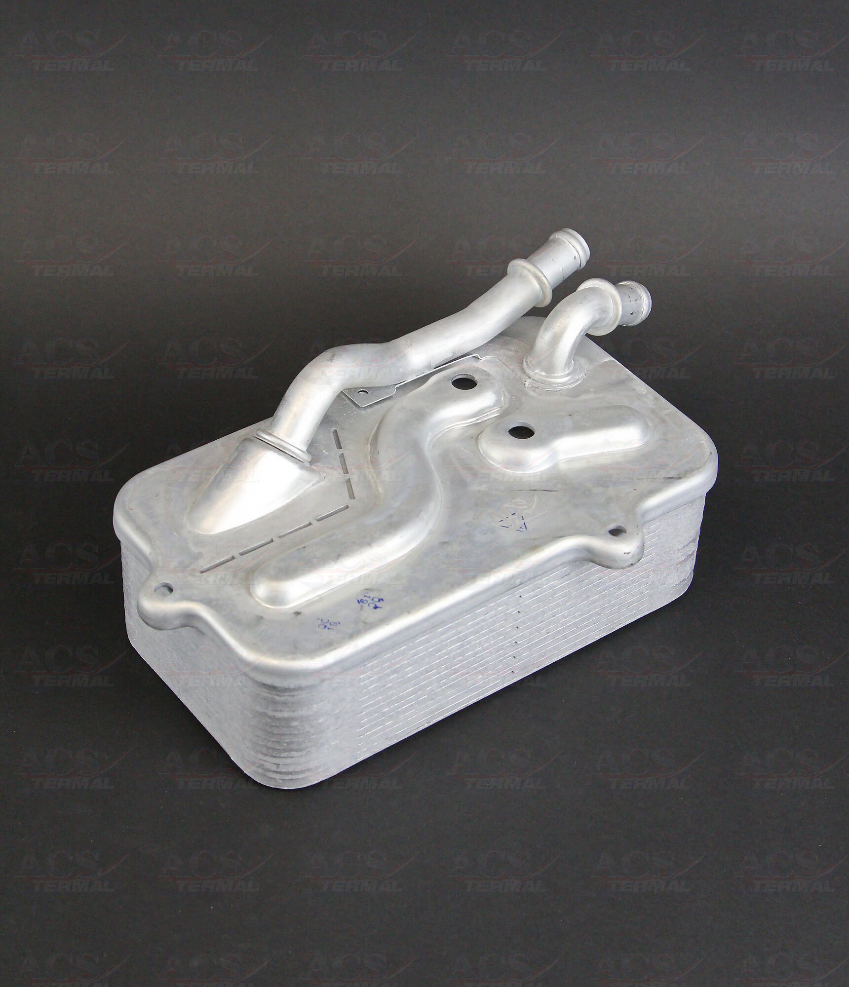 700782 Радиатор масляный для Audi A6 C6, A8 4E 3.7-6.0