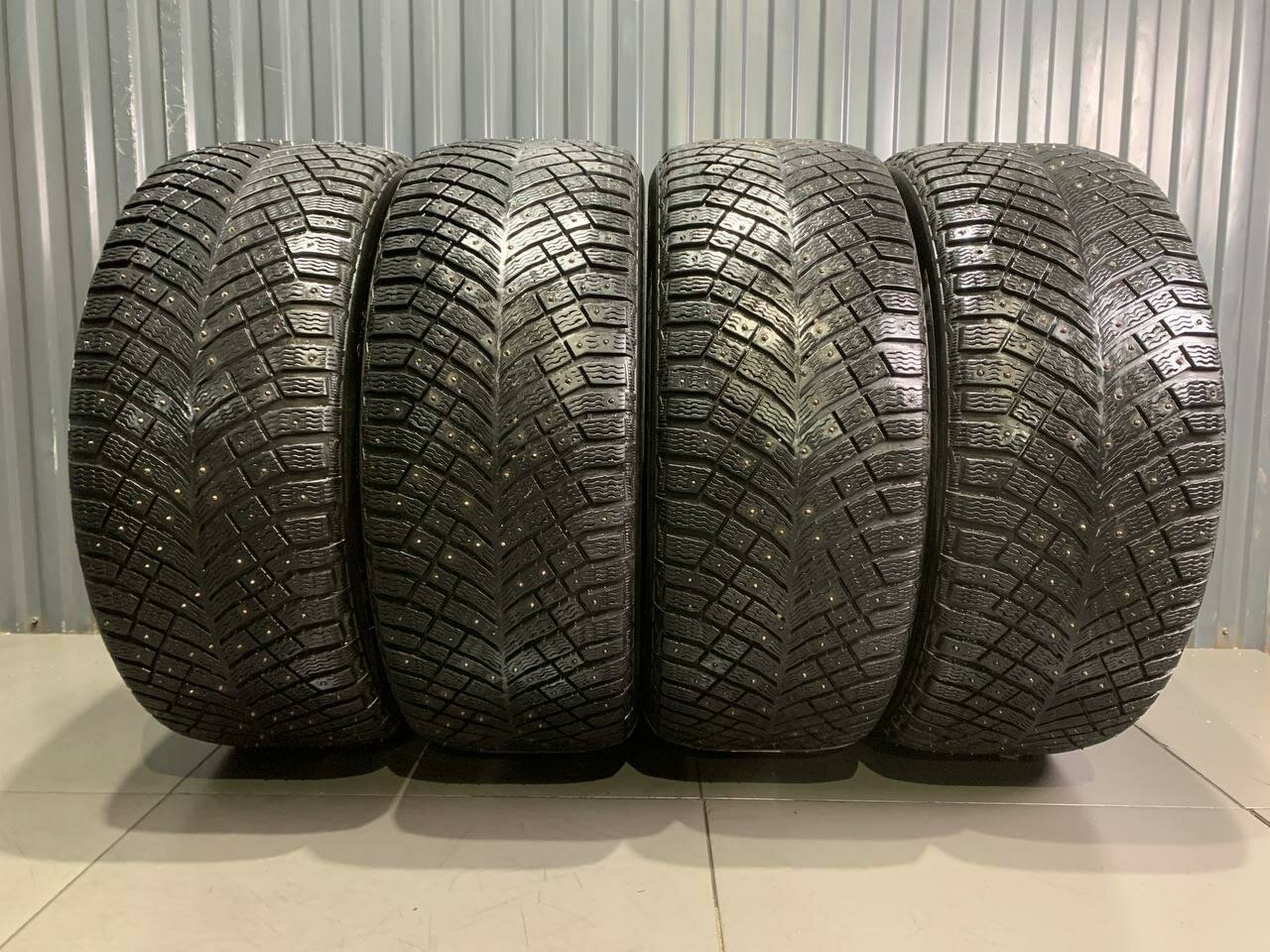 Зимние БУ шины шипованные Michelin X-Ice North 4 285/45 R20 15.0% износ PT0006428 TSB043022