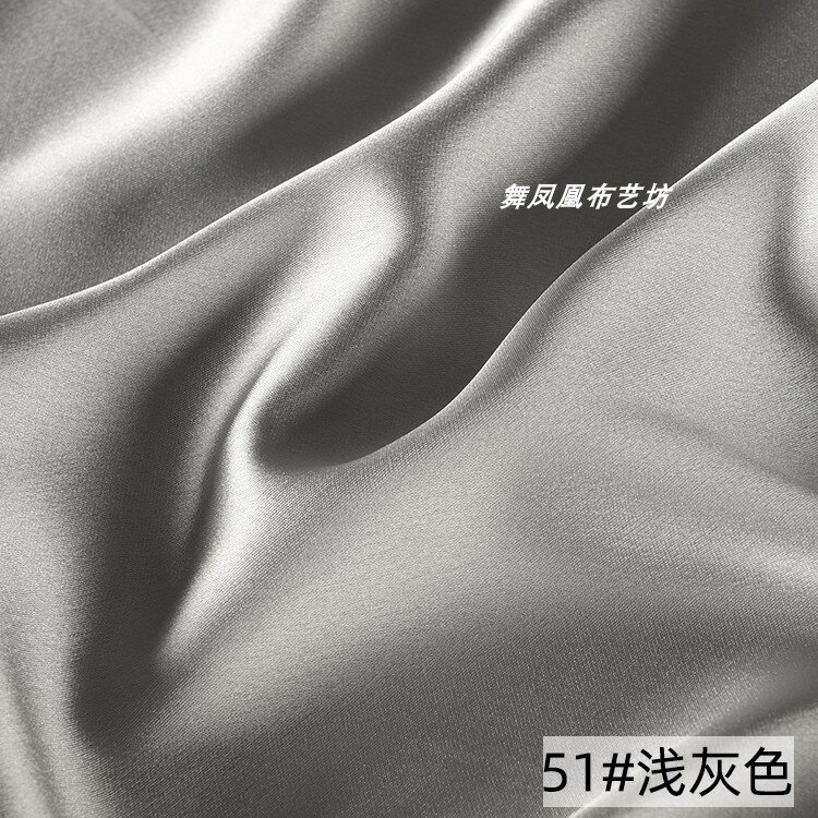 Однотонная высококачественная имитация ацетатного атласа, имитация шелкового пальто, драпированная блестящая ткань для платьев и блузок