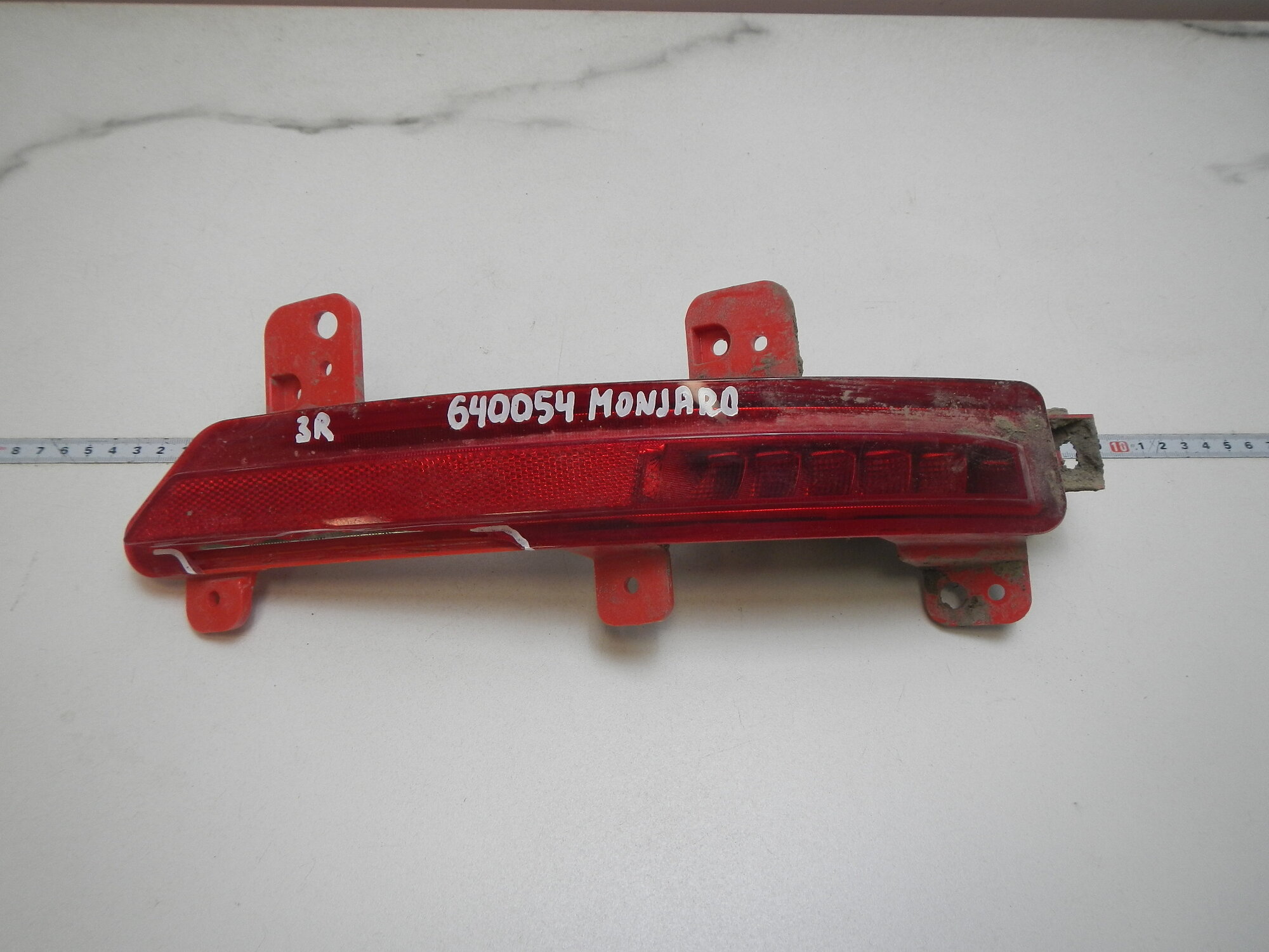 Б/У Фонарь задний противотуманный правый, Geely (Джили)-MONJARO (21-) GEELY MONJARO (21-) Царапины, отколот кусок стекла...