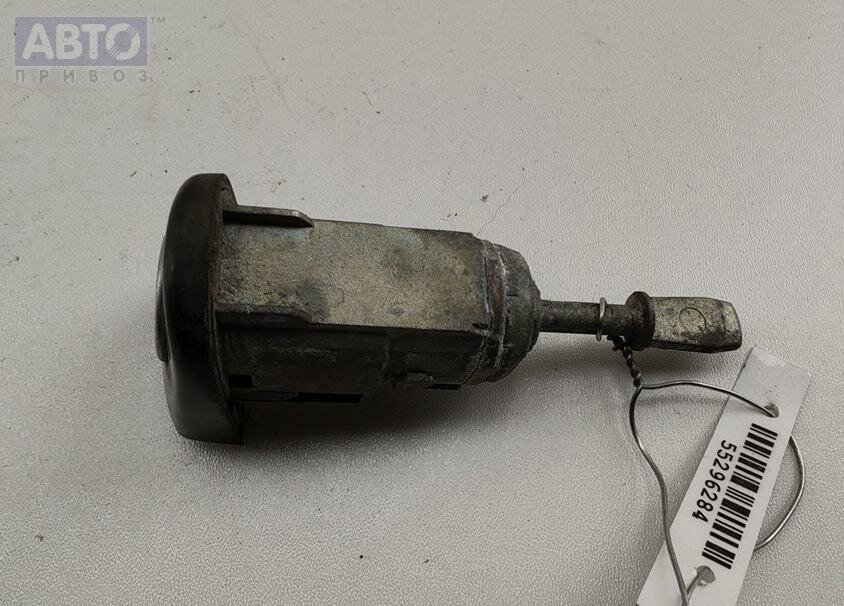 Личинка замка Volkswagen Golf-4