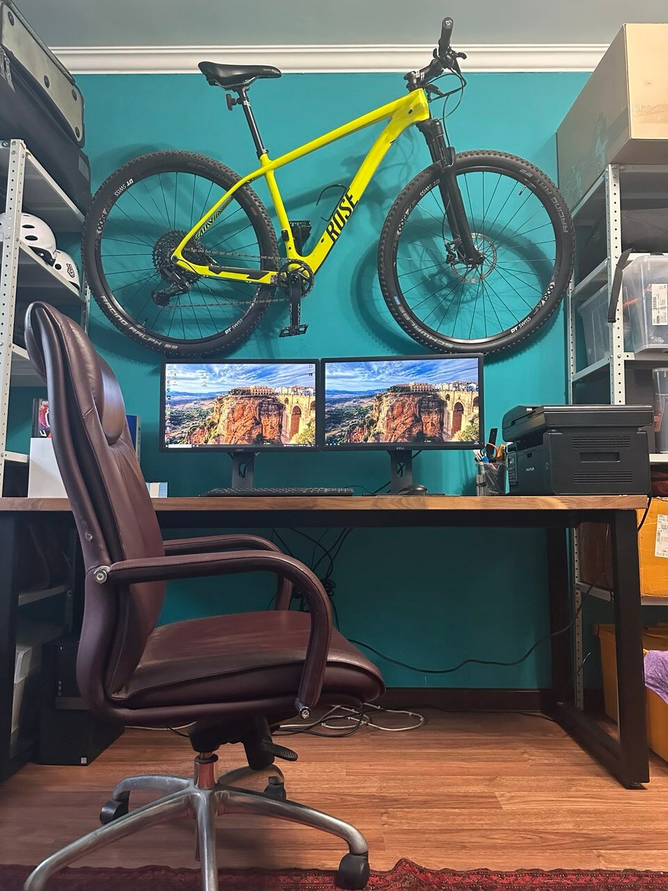 Настенное крепление для велосипеда