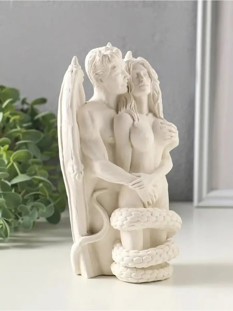 Миниатюрная фигурка любви из гипса