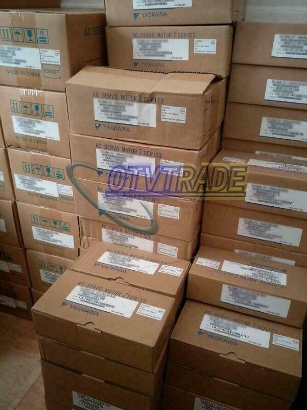 Модуль YASKAWA Servo Motor SGM7J-08A7A2C
