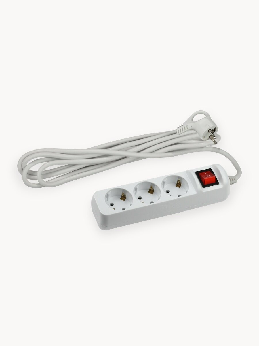 Удлинитель электрический ЭРА UX-3es-5m с заземлением с выключателем 3 розетки 5м ПВС 3x0,75мм2 10А