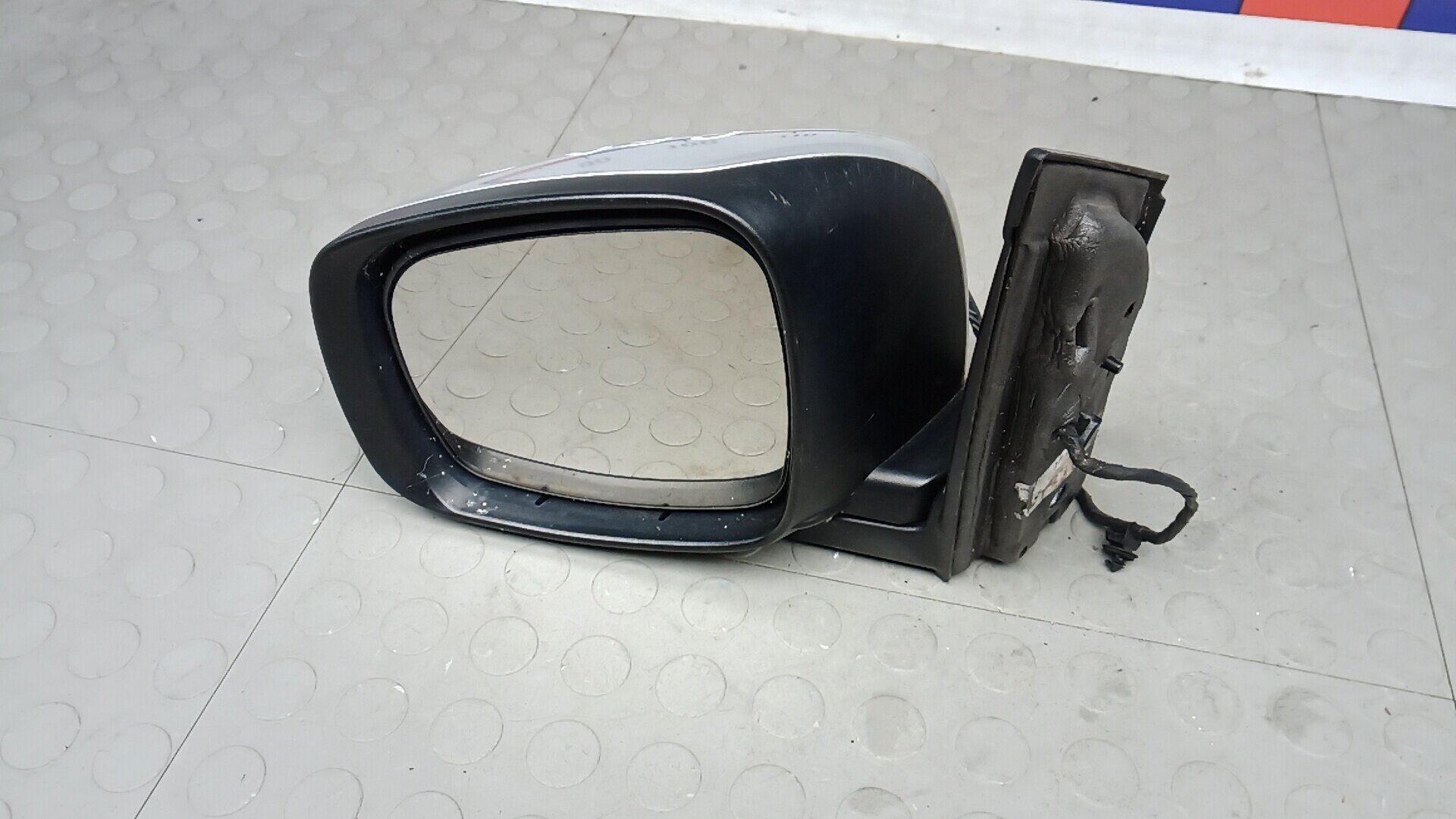 Зеркало наружное левое CHRYSLER VOYAGER 5