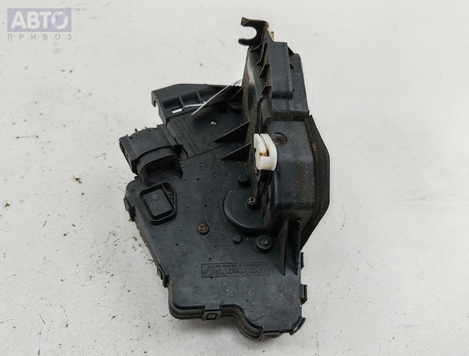 Замок двери передней правой BMW 3 E46 (1998-2006)