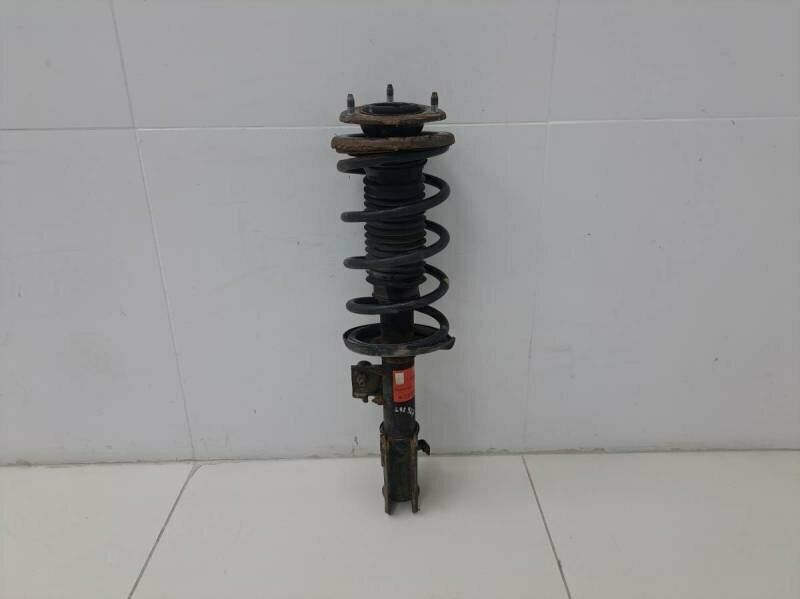 Амортизатор передний правый Suzuki Grand Vitara 2005-2008