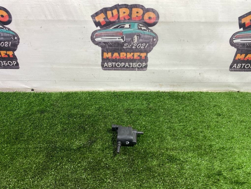 Клапан абсорбера Lada Granta седан 1.6 87 Л.С 2013 (б/у) 11181164200