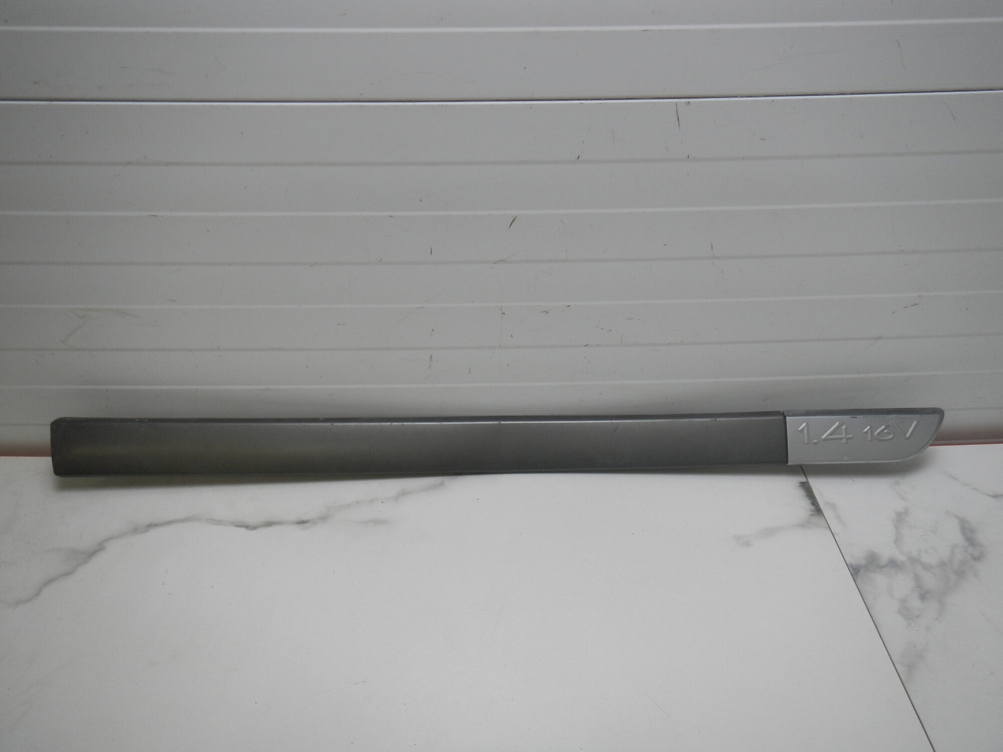 Б/У Молдинг двери передней правой, Renault (Рено)-SCENIC (03-) RENAULT SCENIC (03-) Царапины, потертости, деформация. 62...