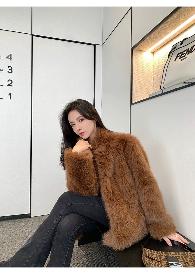 Новинка 2025 года, зимняя шуба средней длины из искусственного меха лисы для женщин, импортированная из Тосканы.