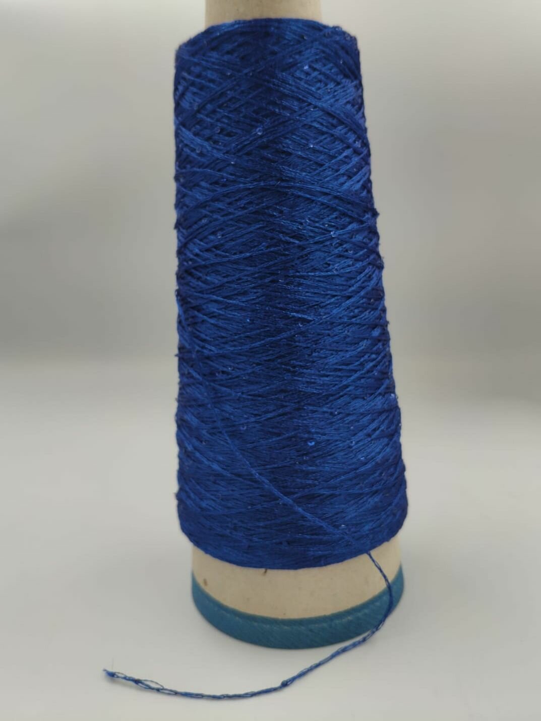 Пайетки 2мм на полиамиде (PAILLETTES,100%Полиамид) 076 - синий (100г/550м)