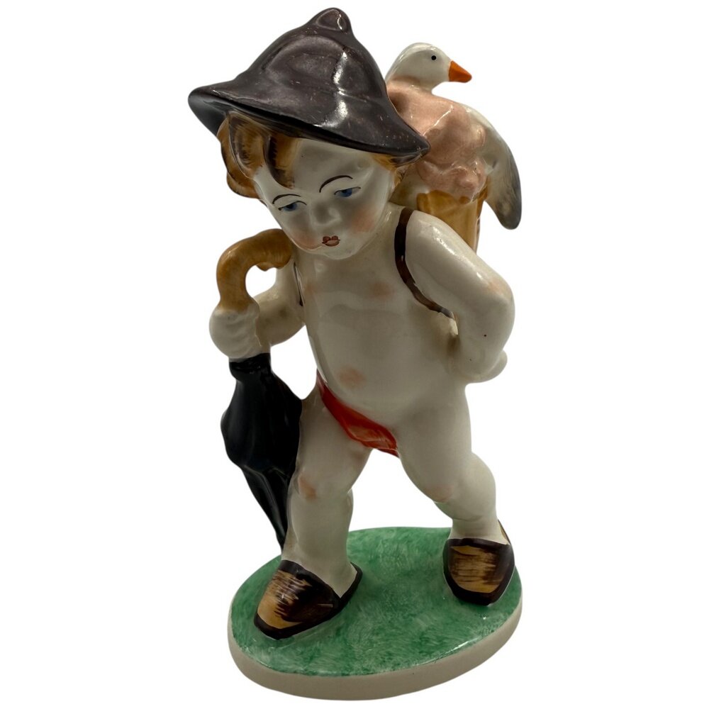 Фарфоровая статуэтка "Мальчик с зонтиком и гусем", 13.5 см, 1950-1960 гг, Haffner (?), Германия