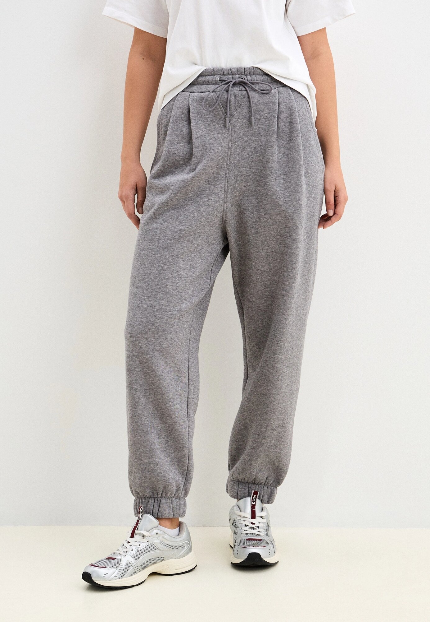 Брюки спортивные джоггеры из футера