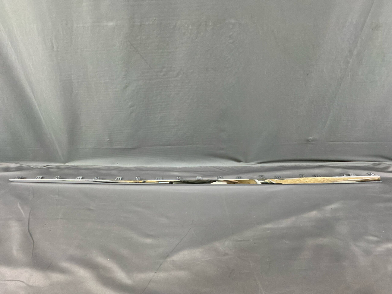 Молдинг бампера Mersedes E W213