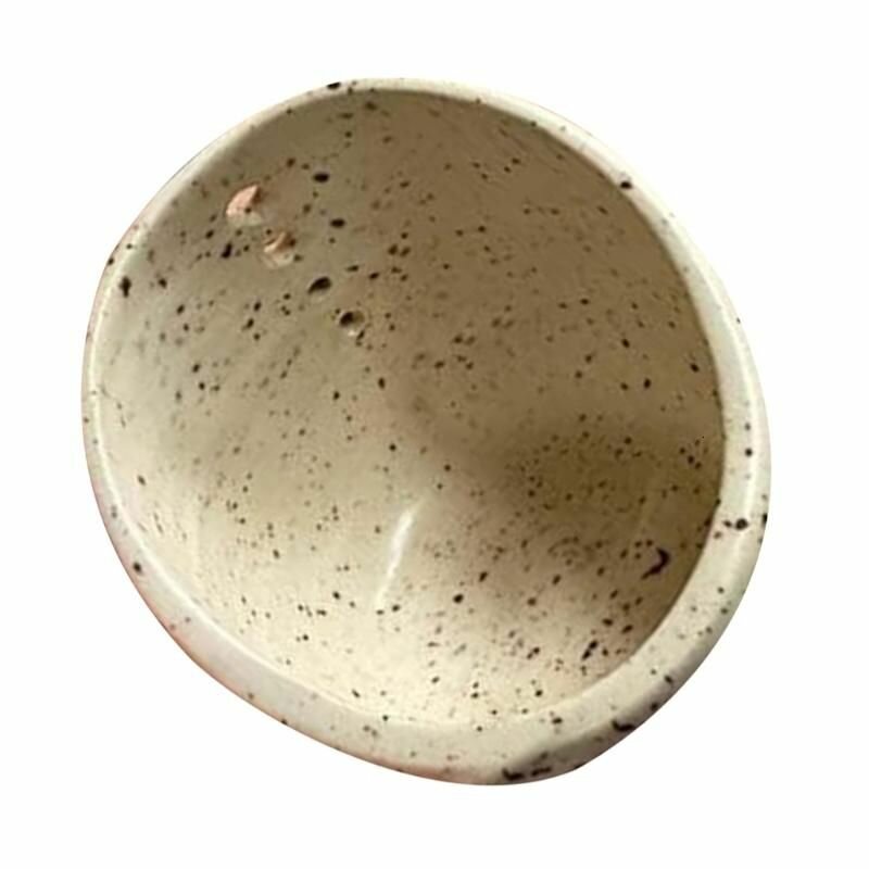 Четырехсекционный измельчитель трав, Белый