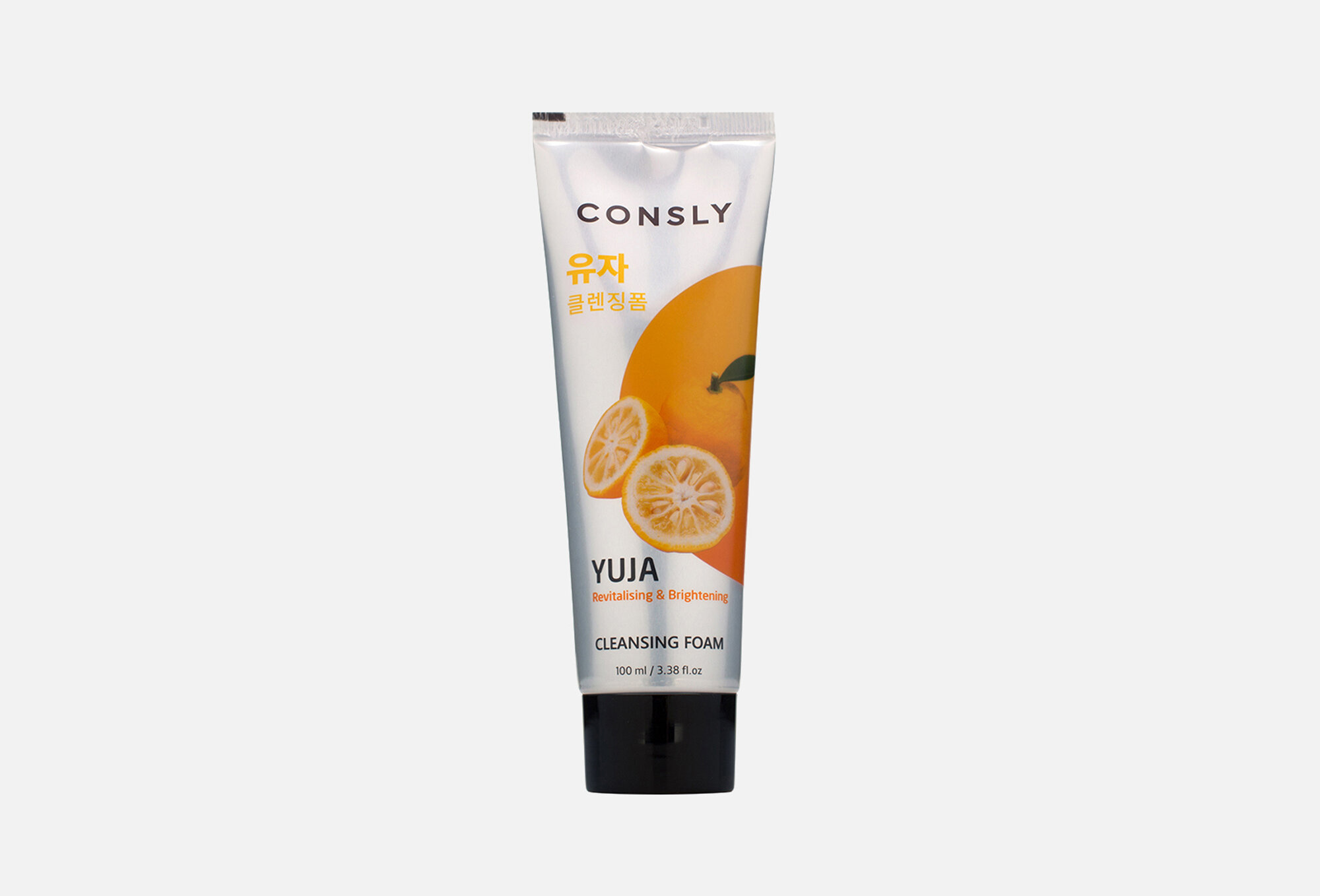 Витаминизирующая кремовая пенка для умывания с экстрактом юдзу CONSLY Yuja Revitalizing Creamy Cleansing Foam 100 мл