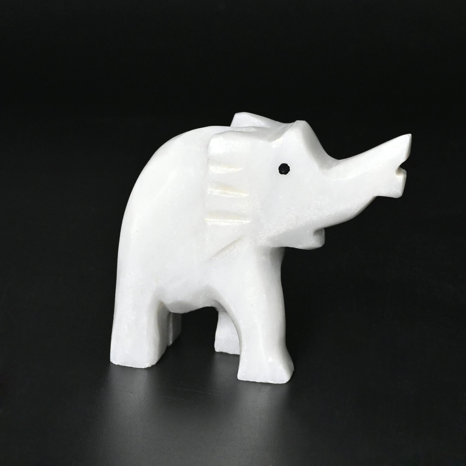 Слон из мрамора белого №3 (70*30*65мм) .