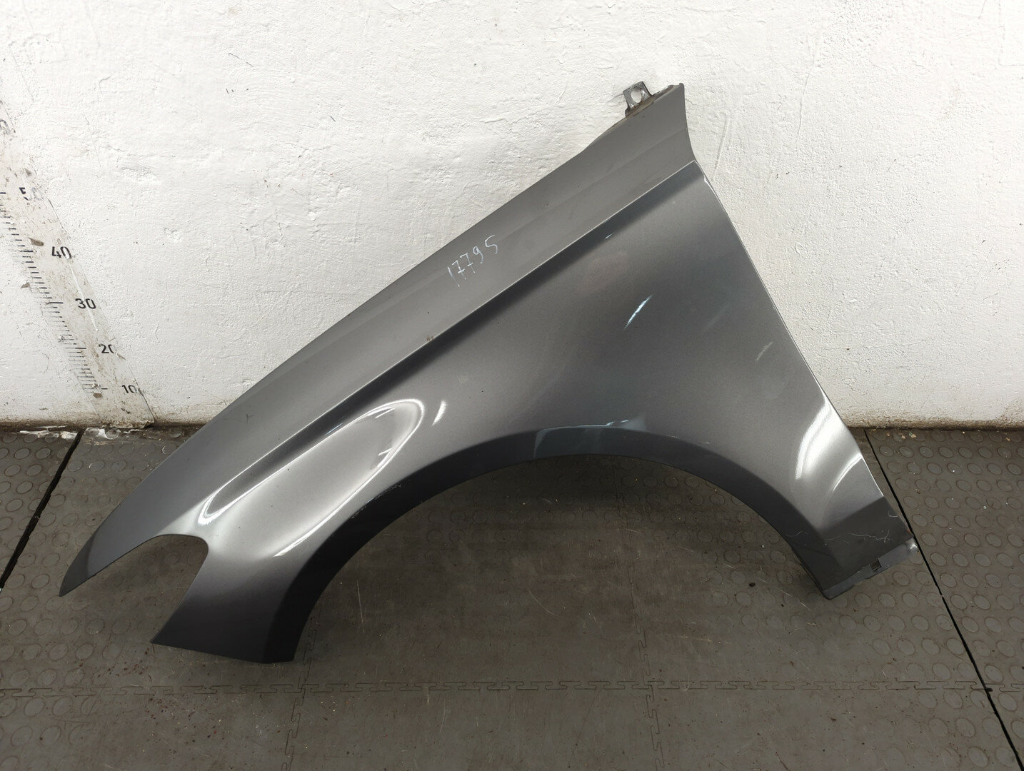 Крыло левое переднее Ford Fusion USA Б/У