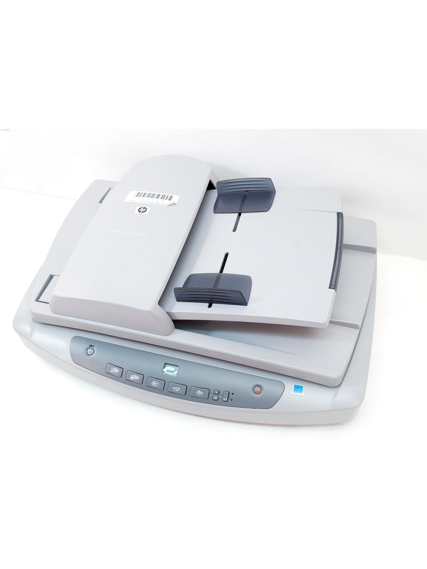 Сканер HP ScanJet 5590, формат А4, автоподатчик на 50 листов, белый