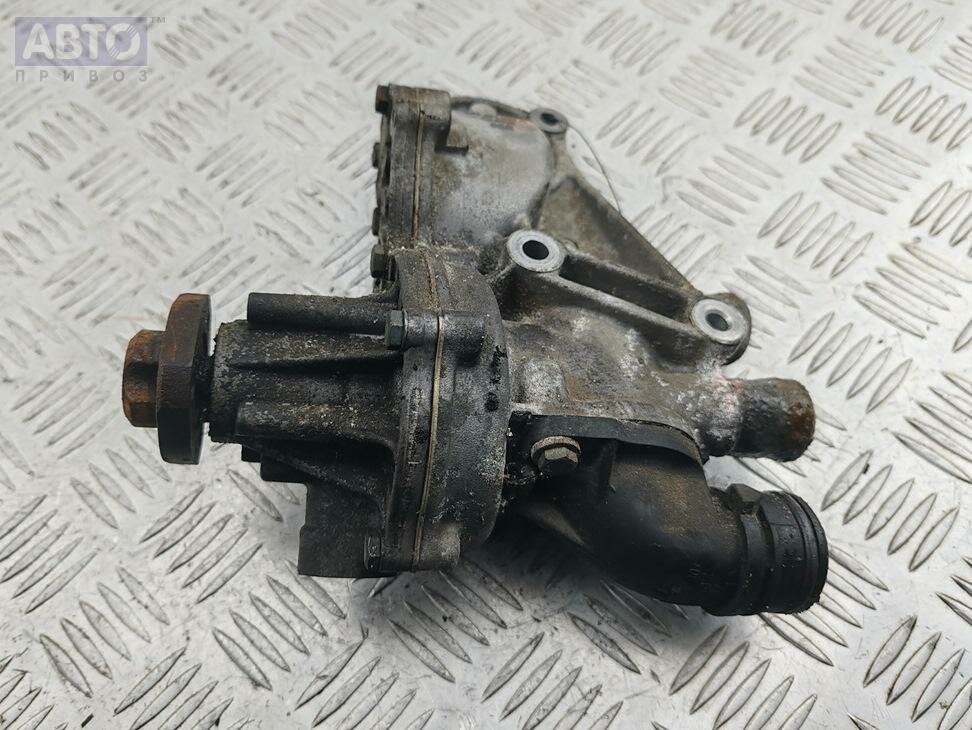 Насос водяной охлаждения Volkswagen Passat B4