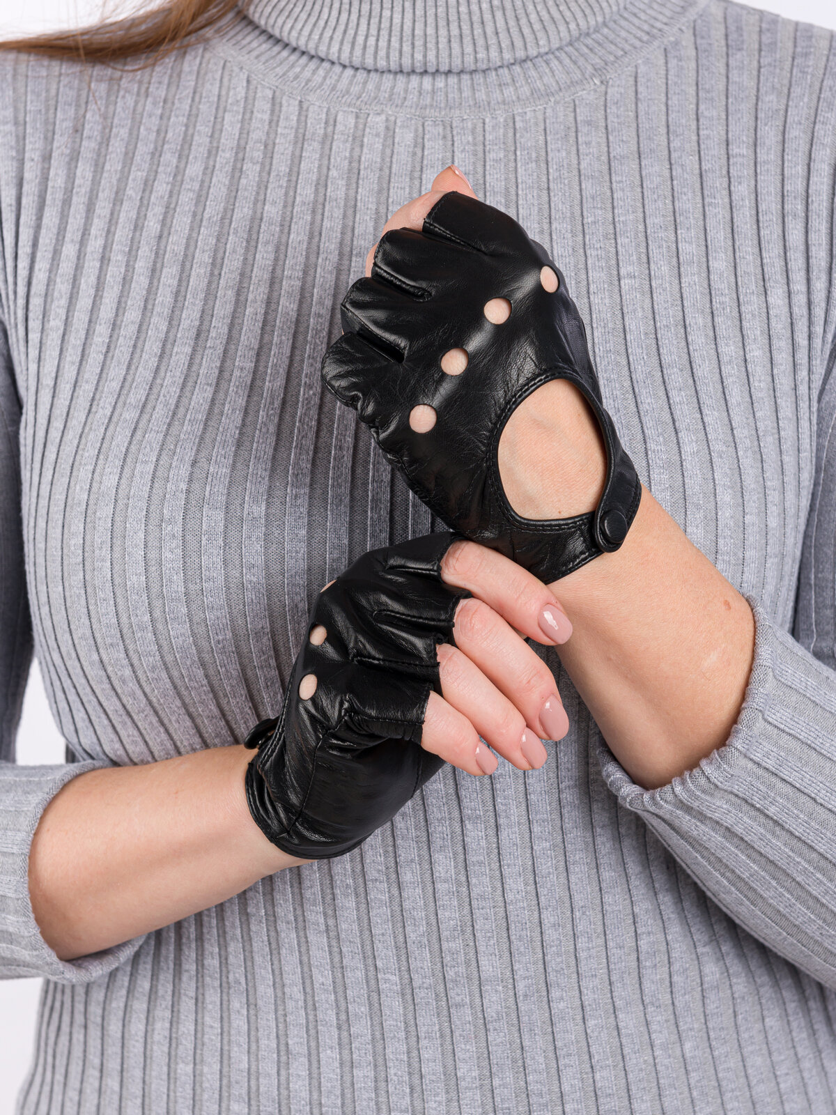 Перчатки для женщин