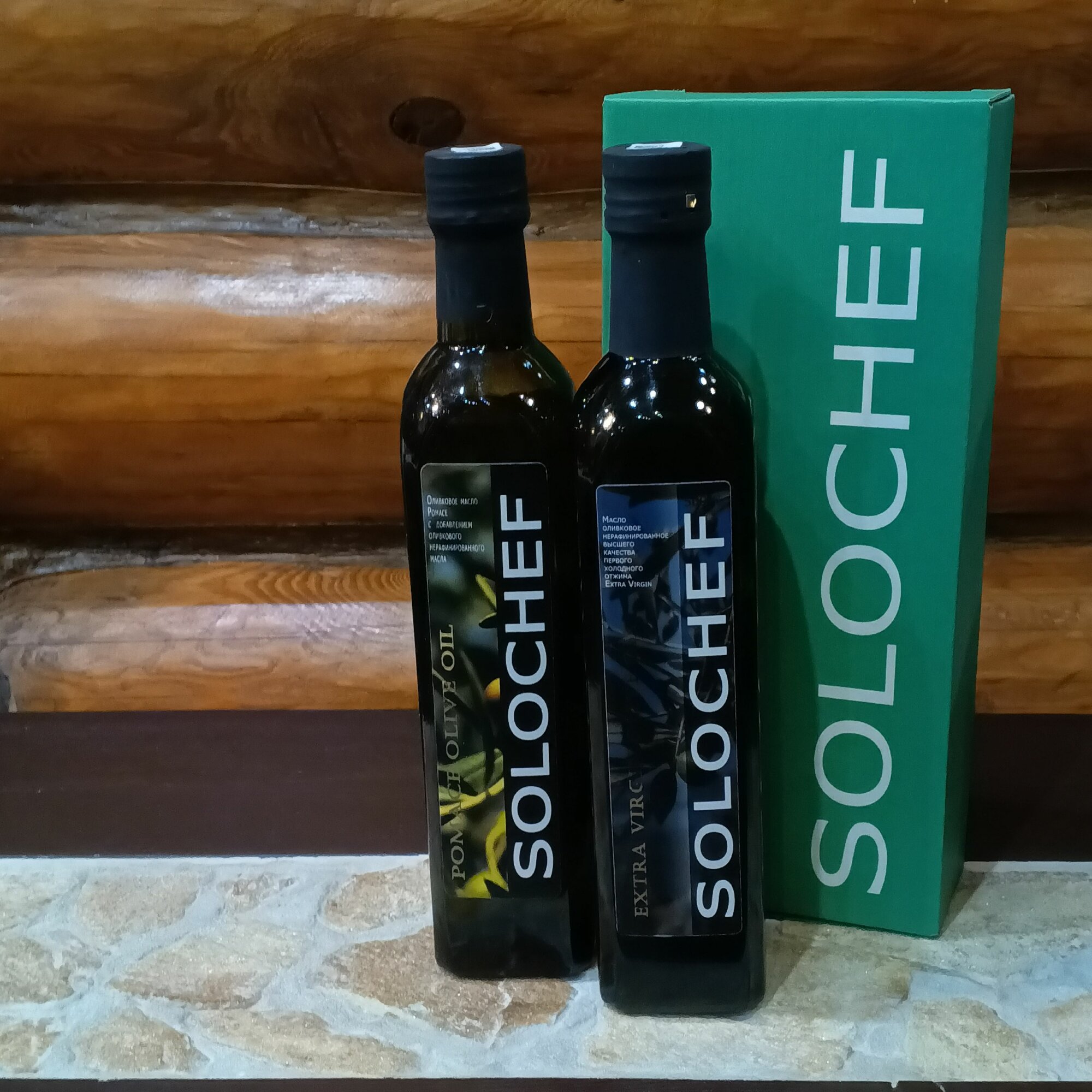 Подарочный набор № 5 растительных масел SOLOCHEF (оливковое масло Pomace -0,5л. и масло оливковое нерафинированное высшего качества Extra Virgin -0,5л, в картонной коробке с подарочным пакетом)